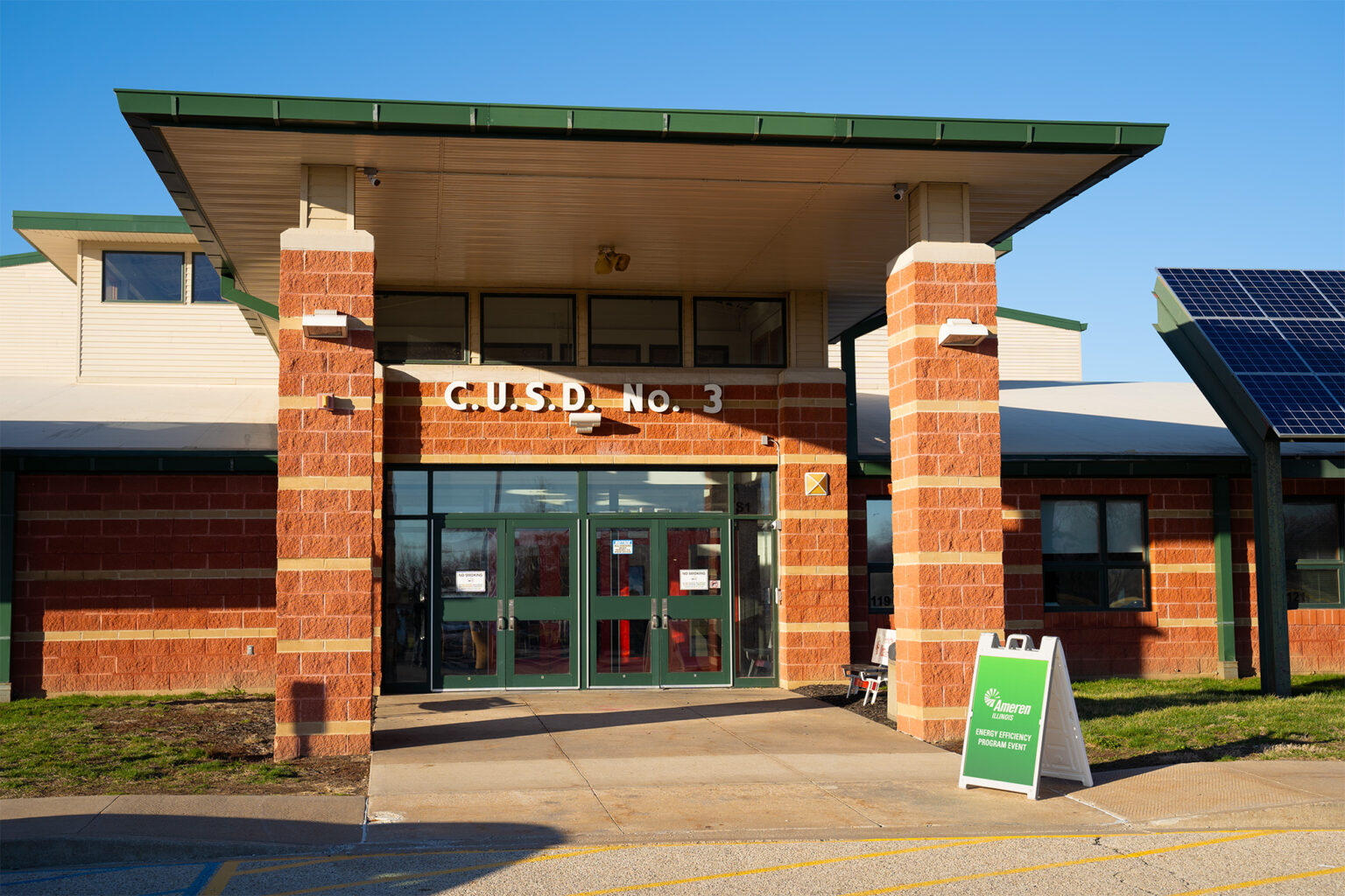 Restaurant Owner Develops Appetite for Efficiency - Ameren Illinois ...